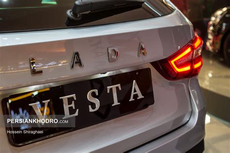 خودرو لادا وستا کراس را از زوایای مختلف ببینید