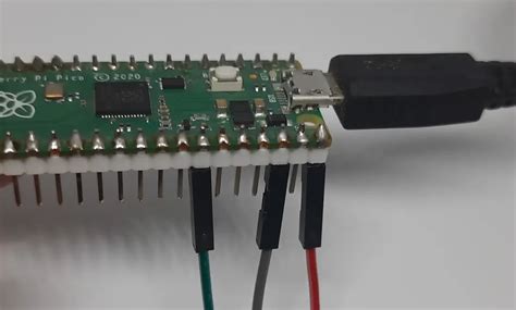 How To Control WS2812B Neopixel From Raspberry PI Pico With MicroPython