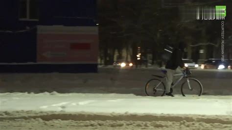 乌克兰特工伪装成外卖员欲刺杀俄军高级将领凤凰网视频凤凰网