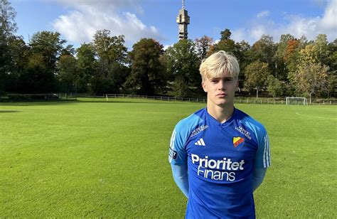”minst Sex Kilo Muskler” Lucas Bergvall Om årets Utveckling Fotboll