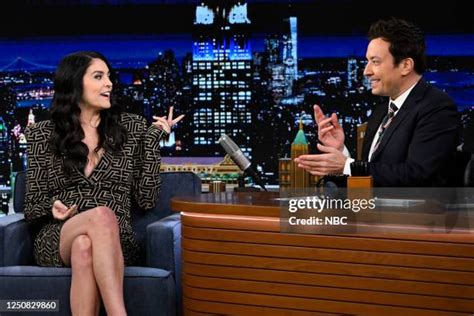 Host Cecily Strong Photos And Premium High Res Pictures Getty Images