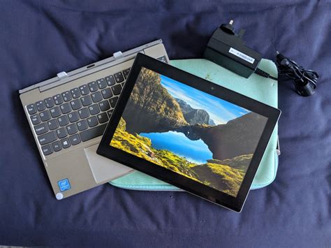 Lenovo Miix 320 10icr Computers And Tech Laptops And Notebooks On Carousell