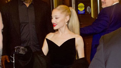 Ariana Grande Goes Glam For Opening Night Of Ethan Slaters Broadway