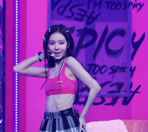 블라인드 블라블라 요즘 아이돌들 왜이렇게 말랐어