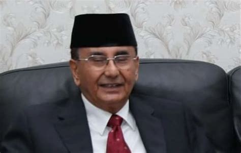 Ismeth Abdullah Anggota Dpd Ri Tertua Gubernur Kepri Pertama