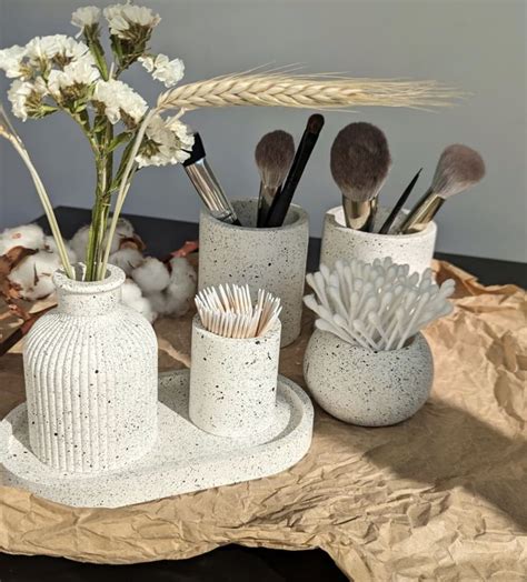 Кашпо для свічок органайзери бюти вироби з гіпсу 55 грн Витвори майстрів рукоділля