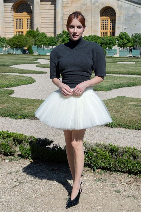 Emma Roberts At Jacquemus Fashion Show At Pfw In Paris 06 29 2025