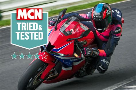 Ls2 Thunder Carbon Helmet Review A Great Looking Helmet