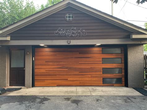 Planks Garage Door In Cedar Accents Woodtones By C H I Overhead Doors