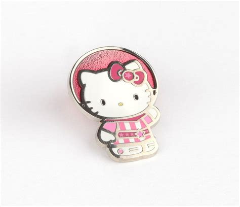 Украшения брошки - значки Hello Kitty - YouLoveIt.ru