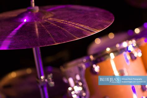 Drum kit-High-res stock photo for download