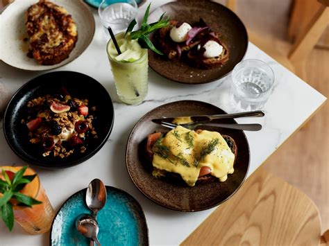 Breakfast Bacari Kirribilli