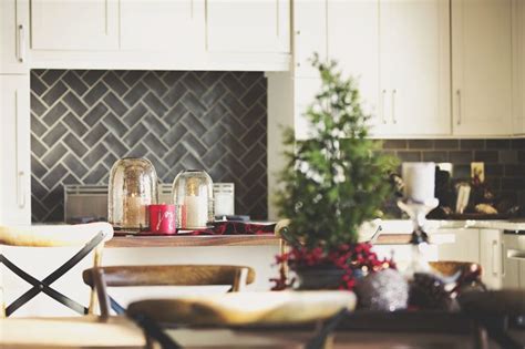 Herringbone Backsplash In Charcoal Amish Made White Cabinets Solid