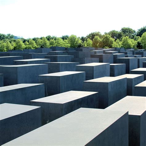 Berlin Holocaust Memorial Wouldnt Be Built Today Says Peter Eisenman