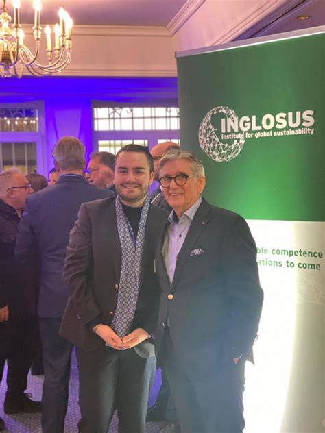 Dr Nader Maleki Linkedin‘de Davos 10 Yorum