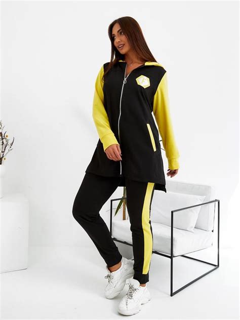 Женский костюм — цена 880 грн в каталоге Брючные костюмы Купить женские вещи по доступной цене