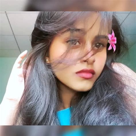 Hasini Dissanayake (@h_sinii_) • Threads, Say more