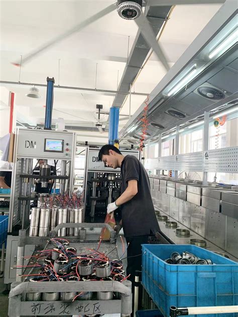 Tpon Distributes Mid Autumn Festival Benefits To Employees Topn Solar