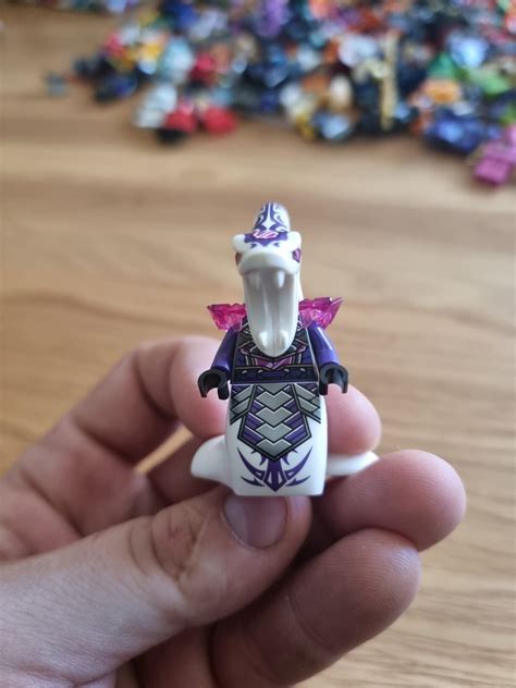 LEGO Ninjago Crystallized figurka Generał Pythor Poręba Kup teraz na Allegro Lokalnie