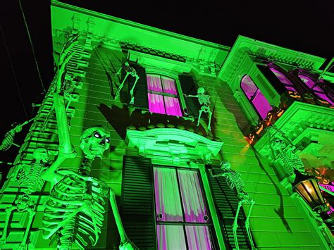 Salem Neighborhood And Downtown Halloween Decorations