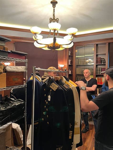 У Шуфрича знайшли заборонену символіку Insider Media