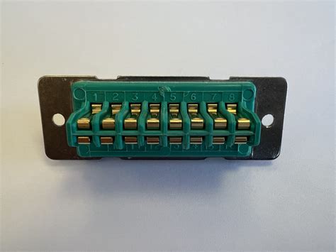Rectangular Connector Rack And Panel Plug 16 Way In2gp16dp