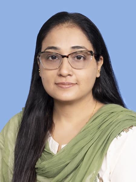 Dr Sarosh Iqbal School Of Social Sciences And Humanities