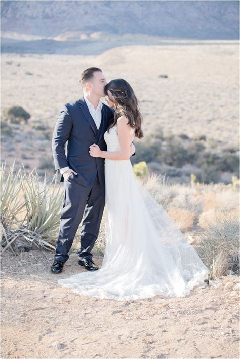 Red Rock Canyon Wedding Portraits Las Vegas Nevada Karissa Russ And Co