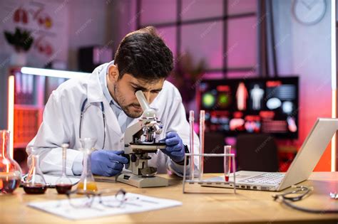 Laboratorio Farmacéutico Científico Avanzado Para El Desarrollo De La