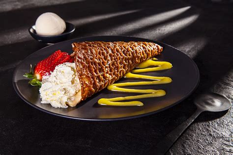 Seafood Restaurant Gold Coast THE LAZY LOBSTER Lazy Lobster Seafood Restaurant Gold Coast