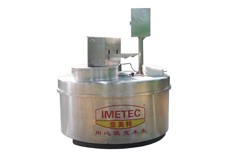 Robotic Electric Feed Pusher For Cow Farms Machines Feed Pusher And Silage Pusher Robotic Electric Feed Pusher For Cow Farms Machines Feed Pusher And Silage Pusher