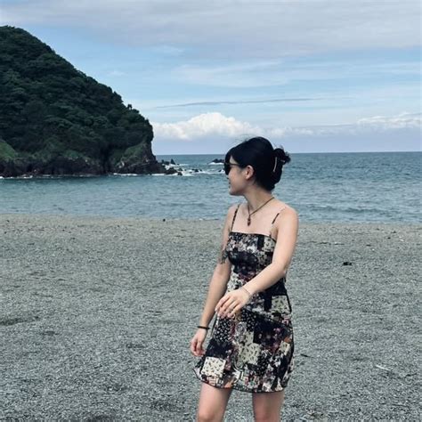 Lun • Threads Say More