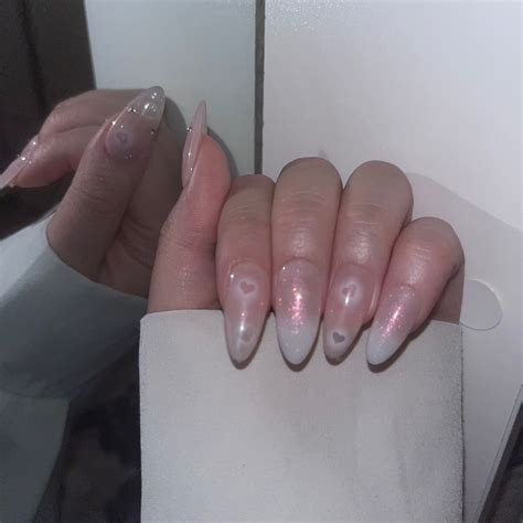 ⭐리뷰 이벤트⭐ 🤍치크네일 화이트치크네일🤍 별치크 하트치크 화이트그라데이션 키치네일 에이블리