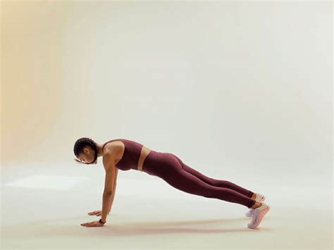 Plank Jacks Exercise 4 Plank Jack Variations To Build Strength