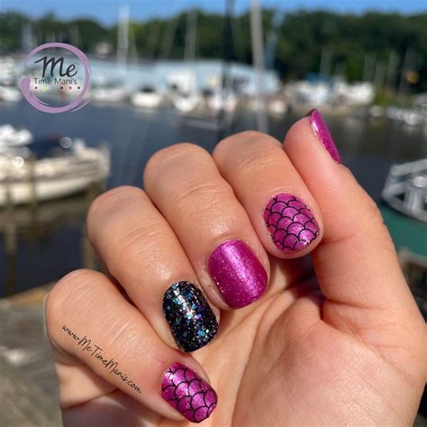 Kelli Welsh•cs Senior Director On Instagram “i Freshened Up My Week Old Manicure From My Hotel