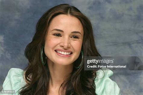 Mia Maestro Fotos Photos And Premium High Res Pictures Getty Images