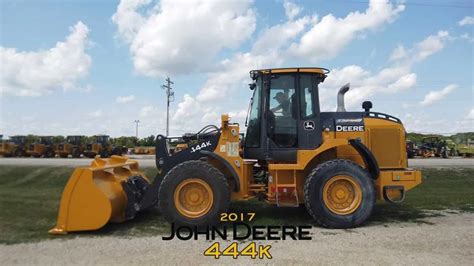 Caractéristiques Techniques Du Chargeur John Deere 444