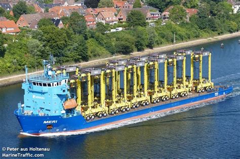 MERI Ship Photos | AIS MarineTraffic