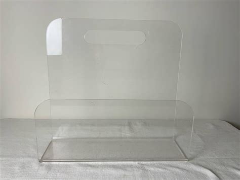 Porte Revue En Plexiglass Selency