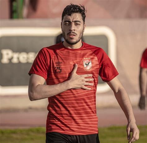 قصة صور أكرم توفيق بطل التحديات الصعبة فى الأهلى اليوم السابع