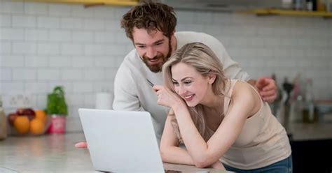 Hmrc Urges Married Couples To Check If They Are Due £1220 Tax Back