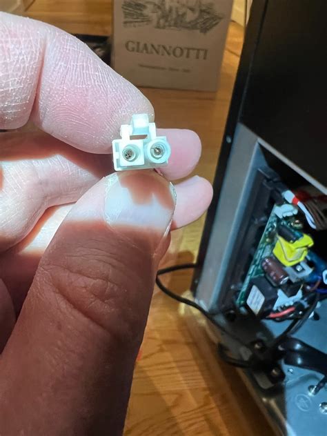 Connector Identification Rectangular Connectors Digikey Techforum An Electronic Component