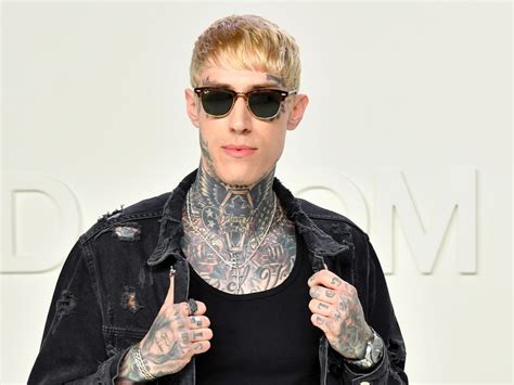 Miley Cyrus Brother Trace Sparks Outrage After