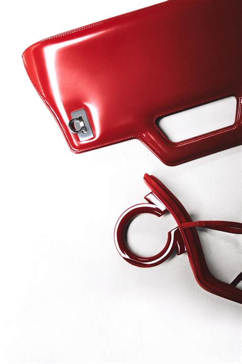 Ferragamo presenta la Wanda Bag - Fashion Times