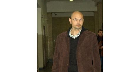 Оправдан по "Наглите" става пчелар