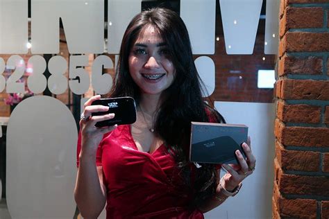 Smartfren Luncurkan Super Modem Wifi S1 Modem Cat7 Pertama Di