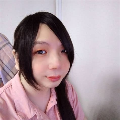 關於 Dei 什麼的我是這樣想喔！遊戲有趣好玩當然最重要這無庸置疑、要加入 Dei 什麼的我也無妨、但角色可愛漂亮確實有助於我想進去玩。 如果
