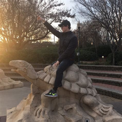 Jonathan Bouvier Youtube