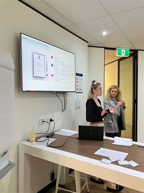 Stephanie Gibbons On Linkedin Givingbackcommittee Nsw Pagegroup Michaelpage Hr Hrjobs