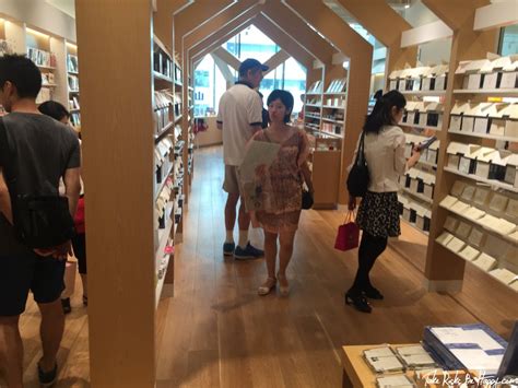 Itoya Tokyos Greatest Paper Store Take Risks Be Happy